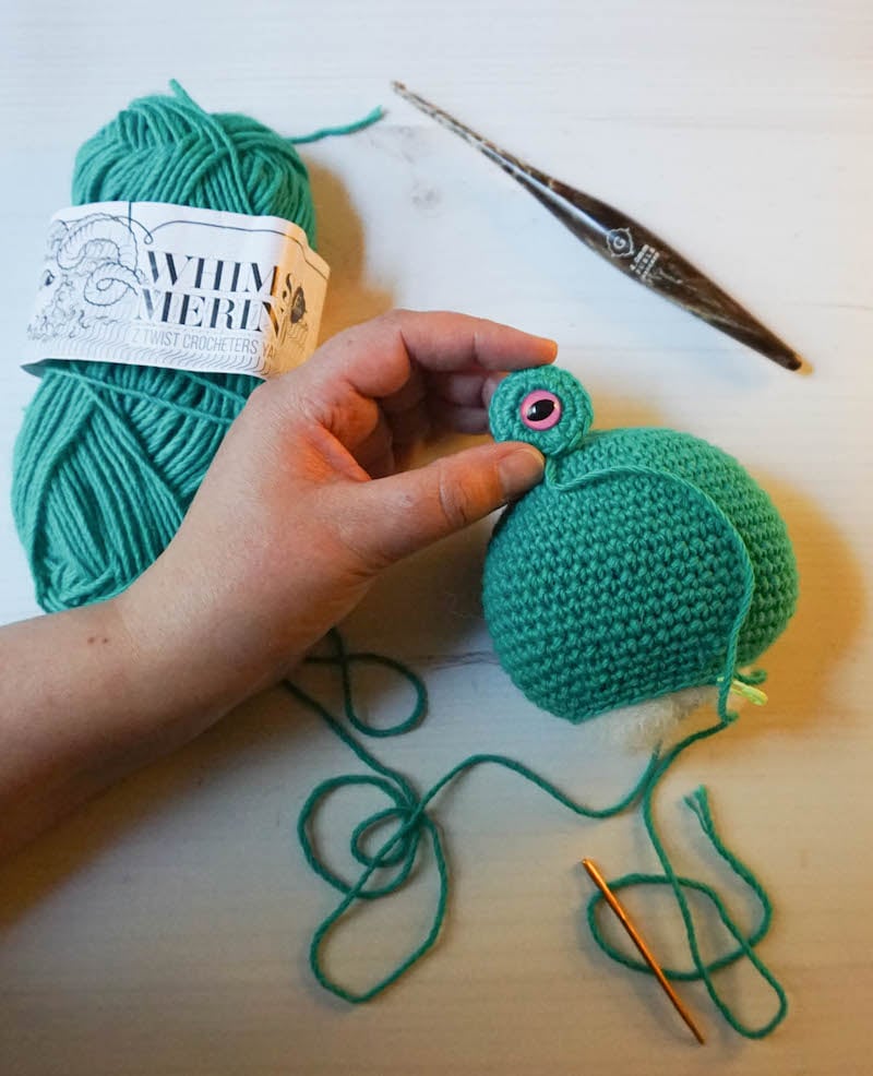 Crochet Frog Pattern: Frazier the Frog - Underground Crafter