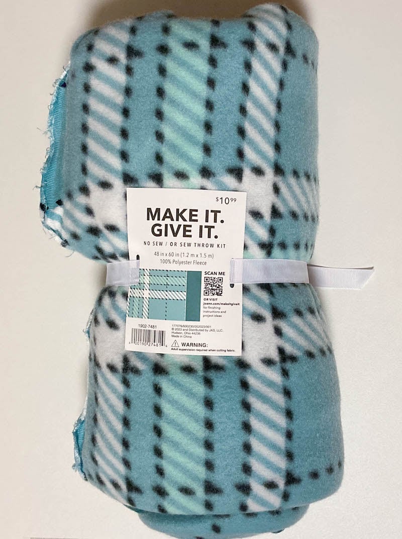 How To Sew a Fleece Blanket - Underground Crafter