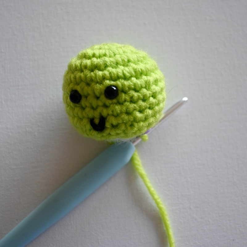 Crochet Worm Pattern: Friendly Inchworm - Underground Crafter