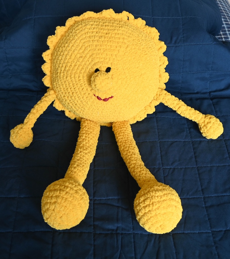 Estella the Crochet Sun Pal Pattern - Underground Crafter